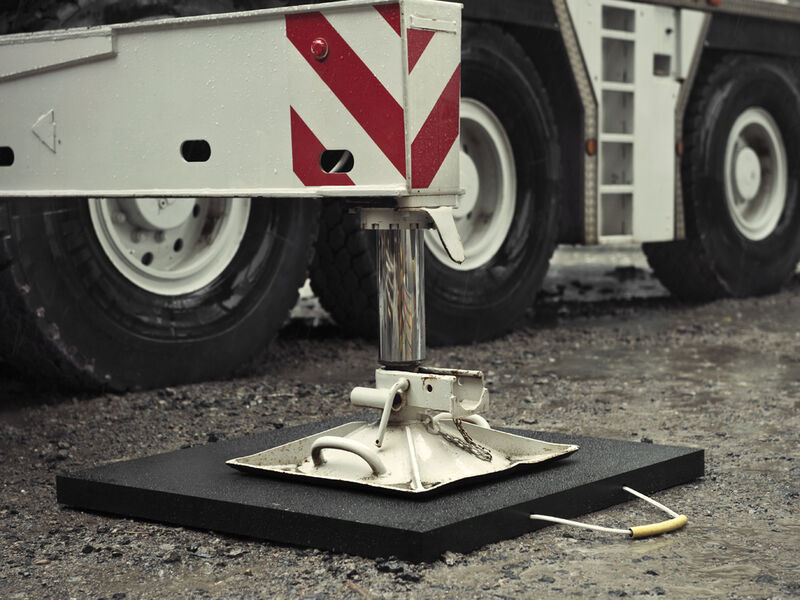 Outrigger pads | Lodax