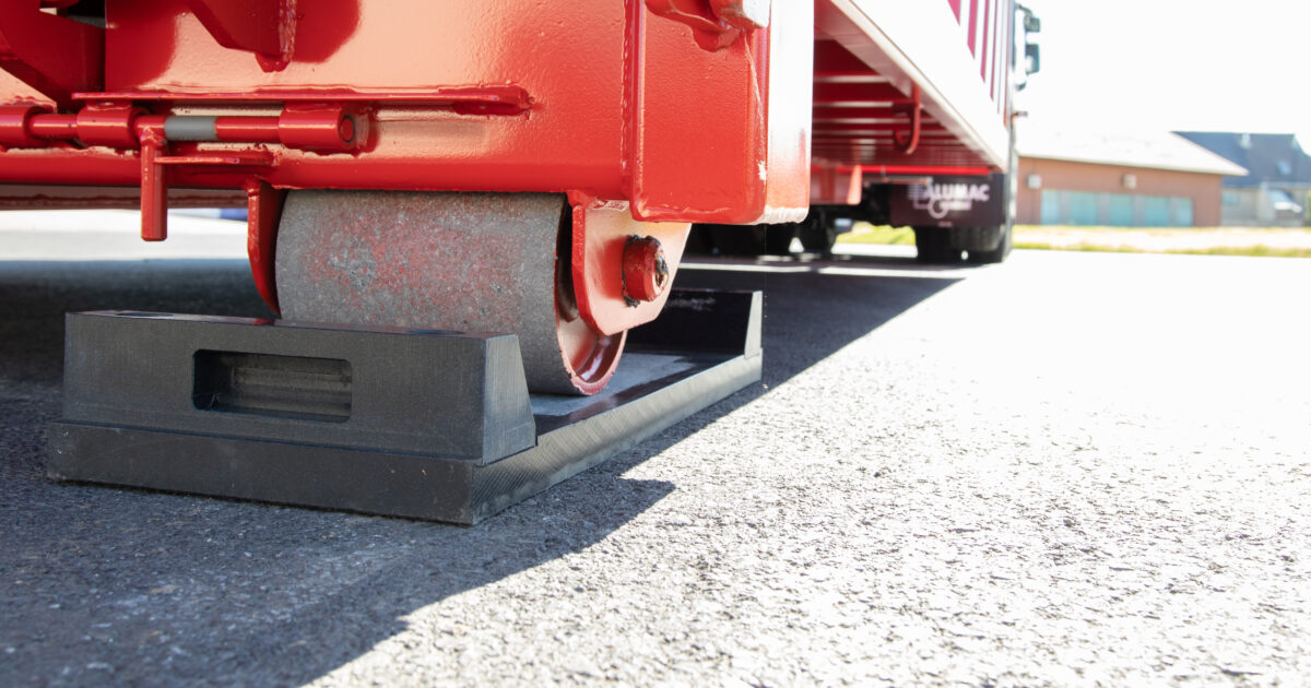 Plaque pour roll-off conteneurs 665 x 240 x 90 mm | Lodax